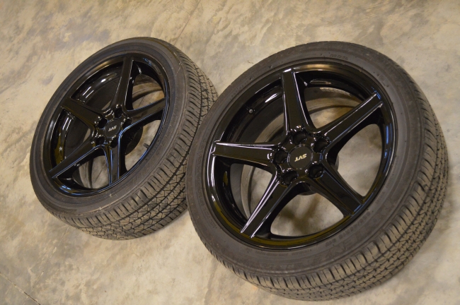 Widened and Narrow 18" Saleen Wheels w/ Tires BAD@$$ | SVTPerformance.com